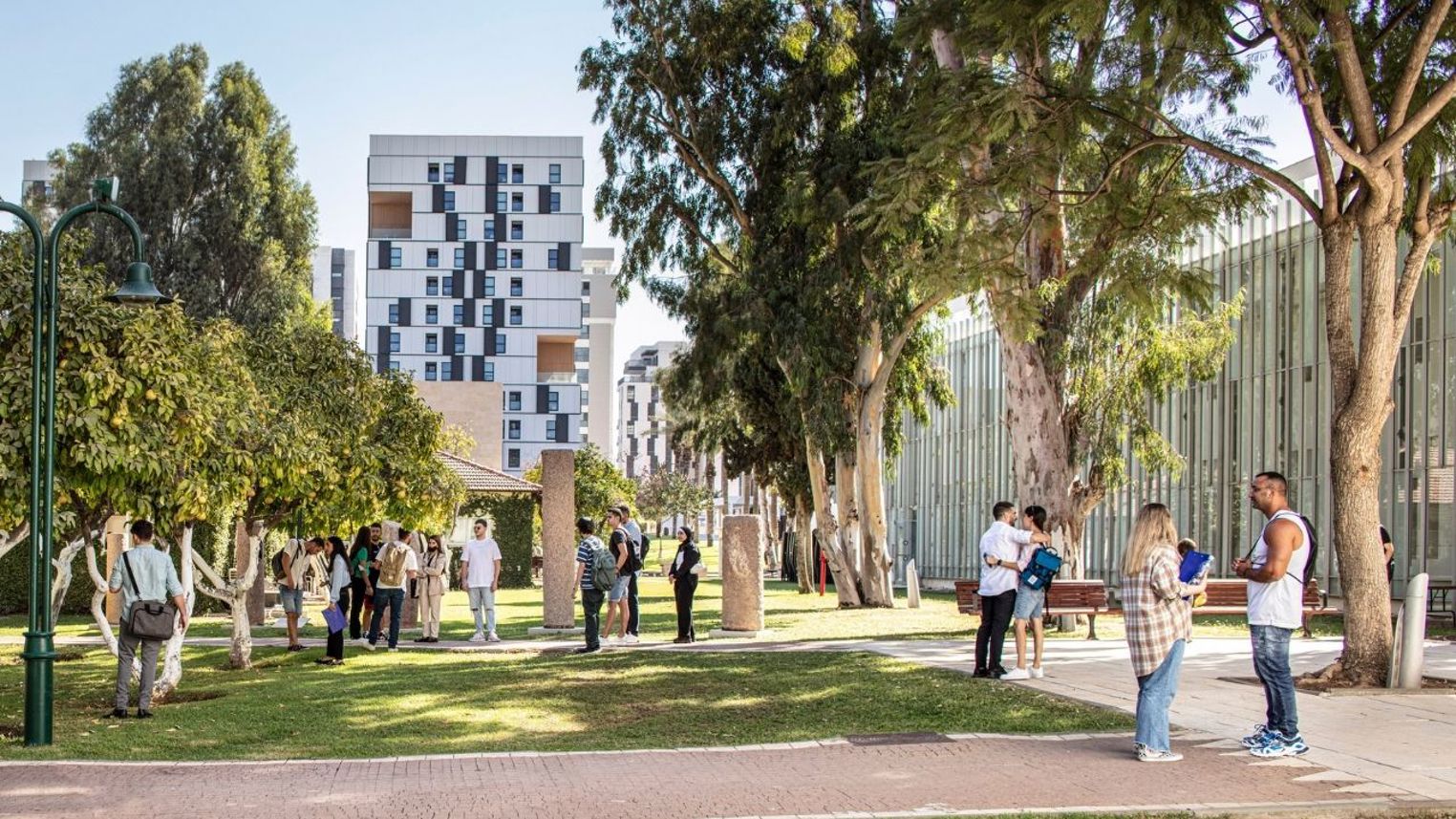 Raphael Recanati International School | Reichman University | Reichman ...